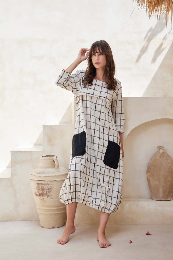 Black Pocket Jump Dress – Earth Weave